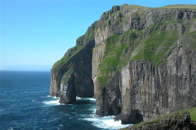 Sandvík / Føroyar / faroeislands.dk